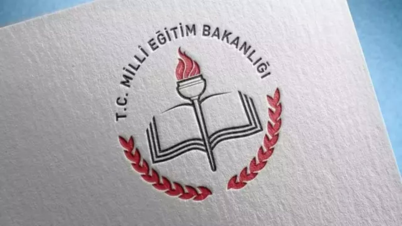 Pazartesi okullar yarım gün mü? MEB yarın okullar tatil mi açıkladı